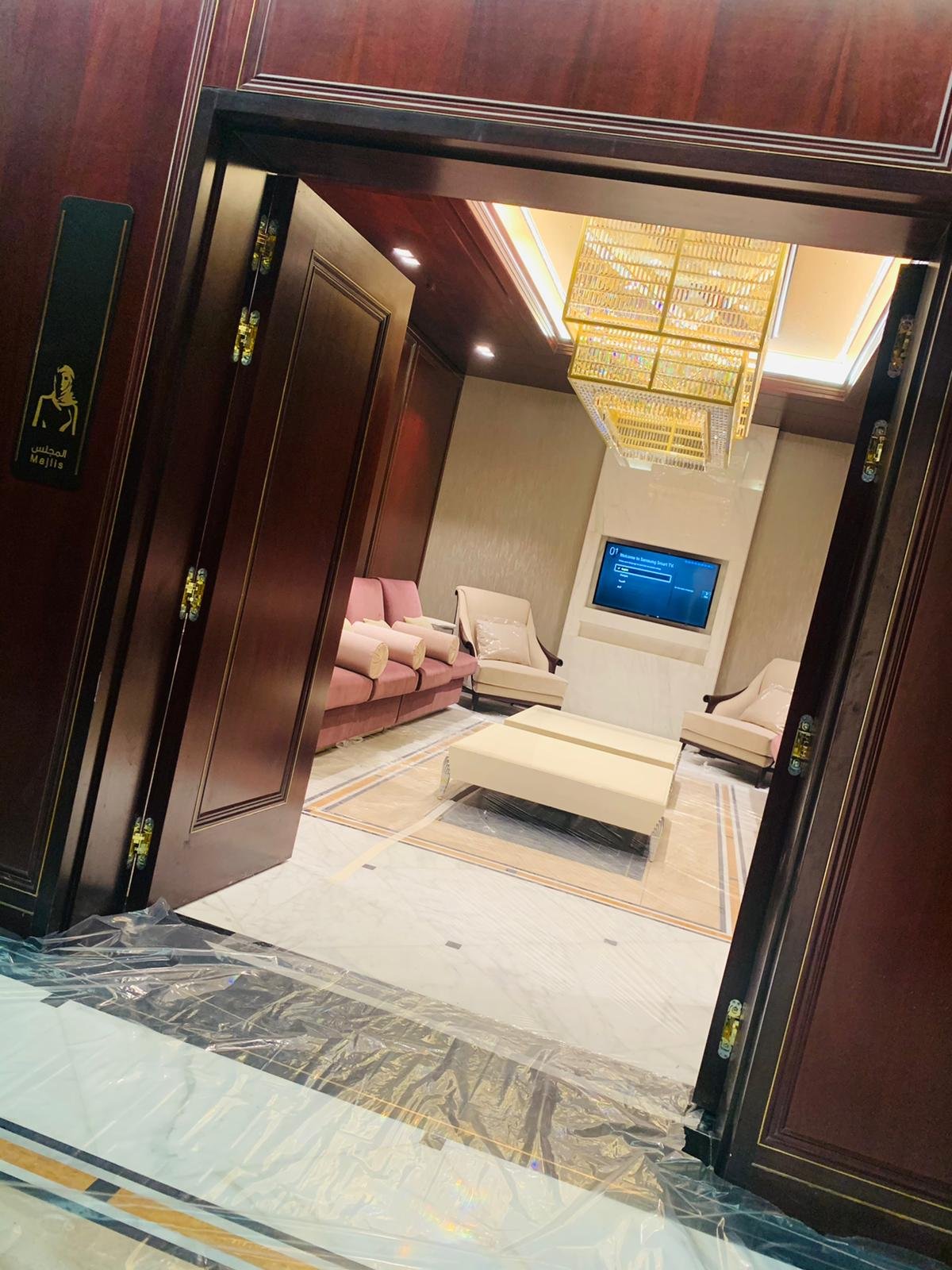 PDi Middle East Region Healthcare-Grade Patient Displays